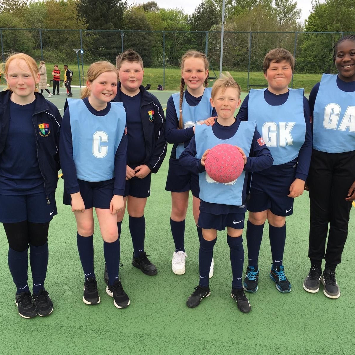 Thames View Primary School - Netball Mini Youth Games